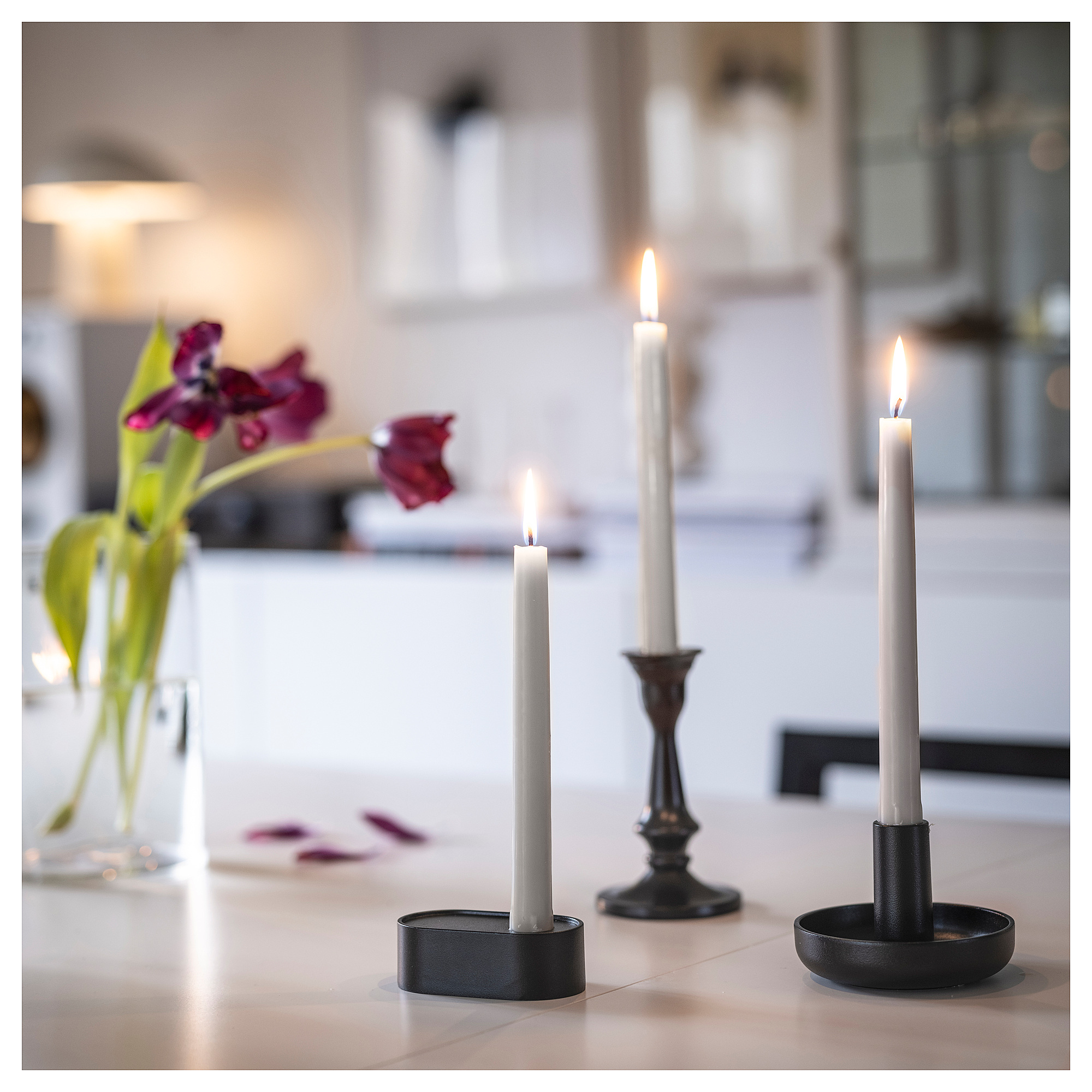 KLOKHET unscented candle light grey 25 cm | IKEA Eesti